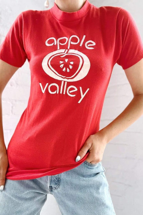 70s flocked apple valley tee - THRIFTWARES VINTAGE