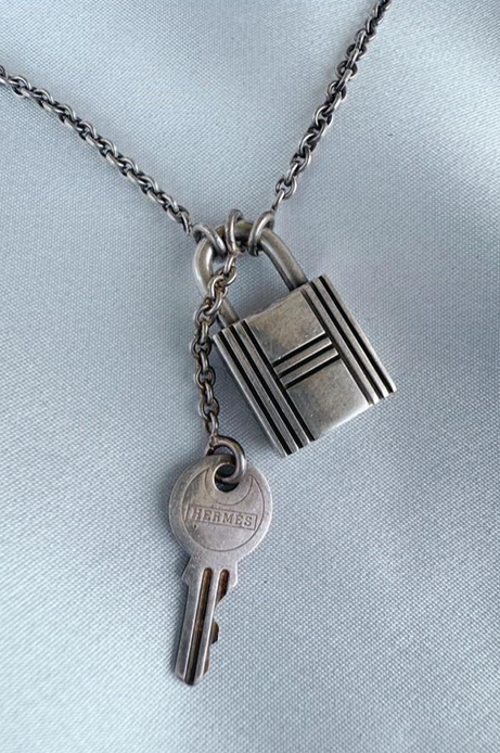 authentic Hermes lock & key 925 sterking necklace - THRIFTWARES VINTAGE